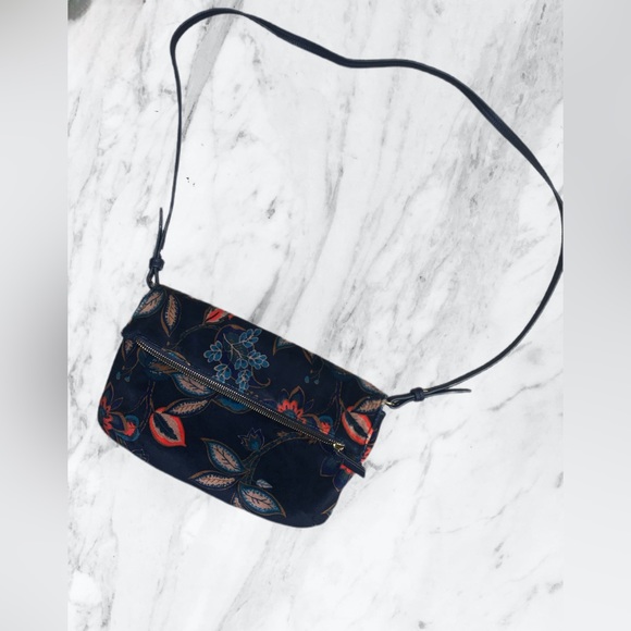 Bags | Cutest Fallwinter Purse | Poshmark